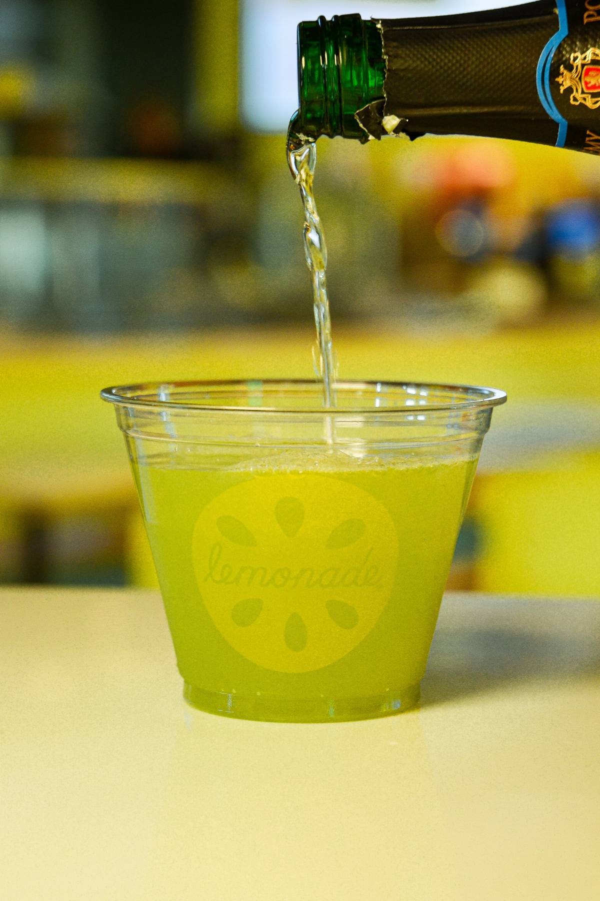 Lemonade Mimosas - Lemonade Restaurant Group | catering.lemonadela.com